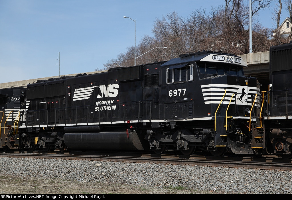 NS 6977